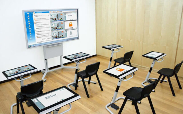 SMART EDUCATION complete solution by mikitech